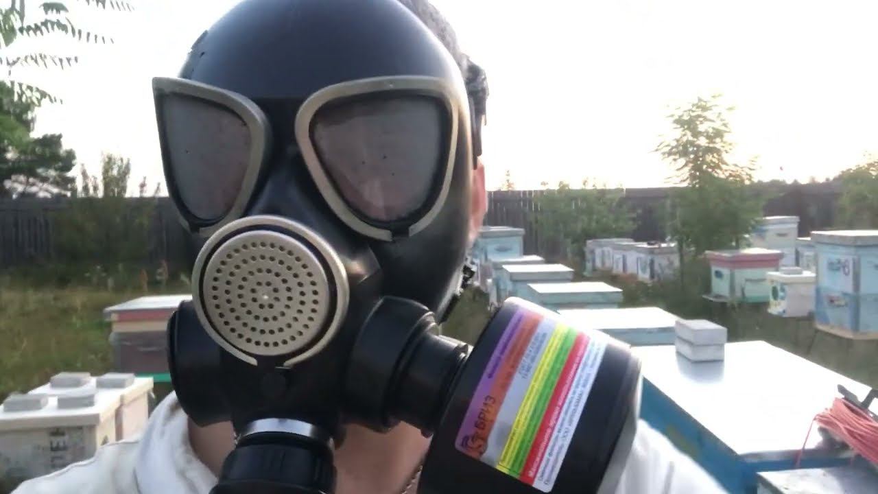 Обработка ПЧЁЛ на пасеке щавелевой кислотой #pereborovobee  от #варроа клеща 24 июля 2022 г.