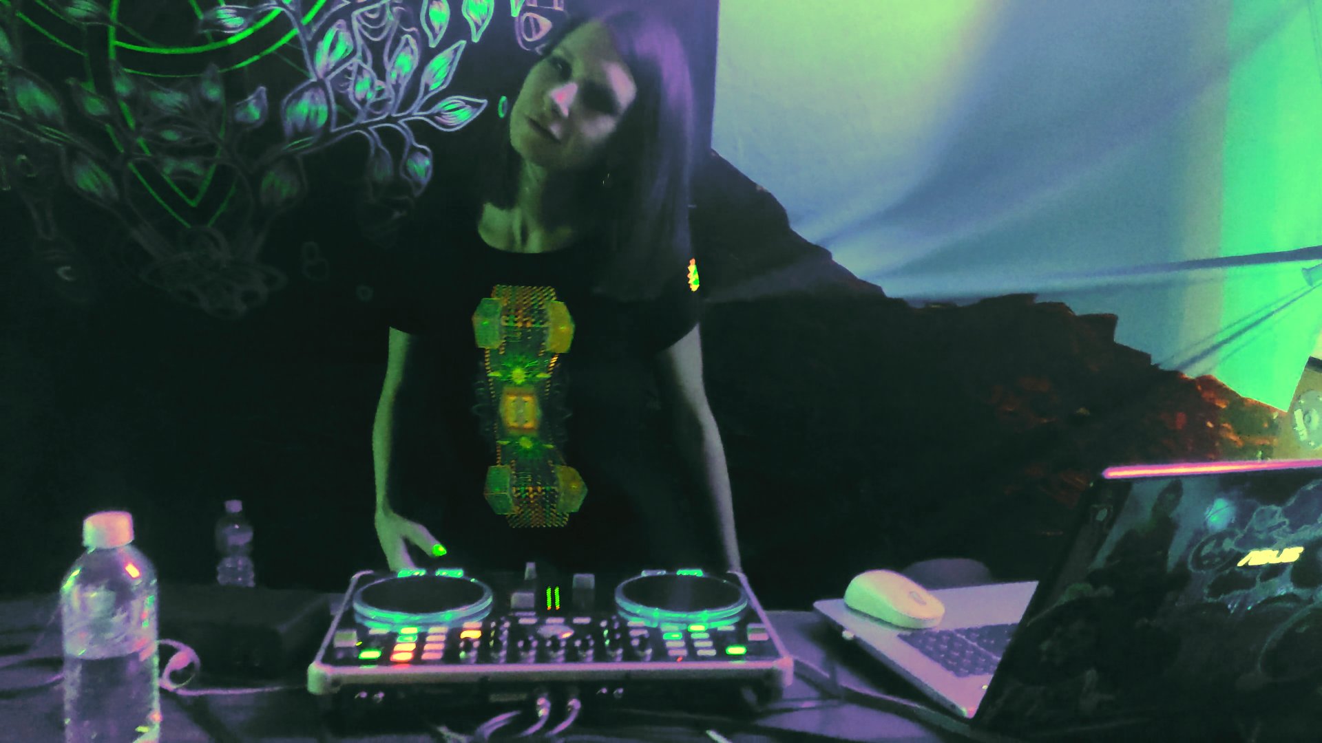 FreakodelicaRt 2, part 28, Ancestral Voices - "Samhain», performed by Dj Mauzzz