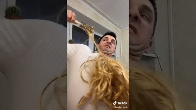 Расчеши свои парики.