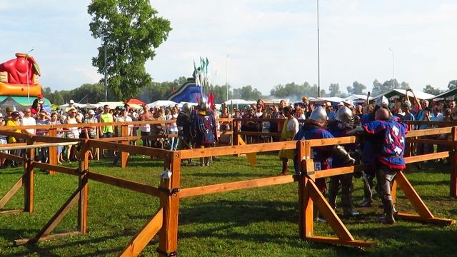 Рыцарский турнир на спасской ярмарке.