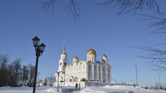 Владимир - древняя столица России. Боголюбово, храм Покрова на Нерли. Путешествия по России. Обзор