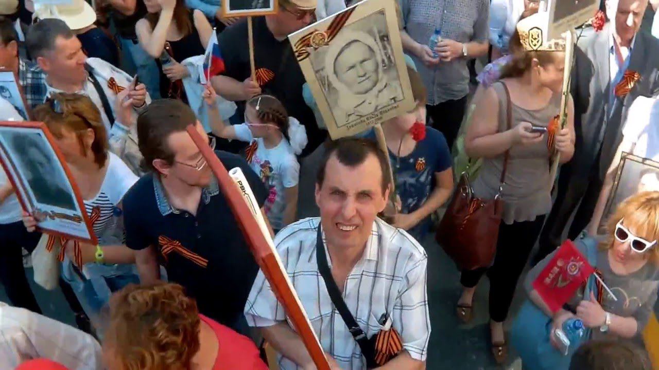 Бессмертный полк 09.05.2016 ч.3 семья Толстиковых с дедами