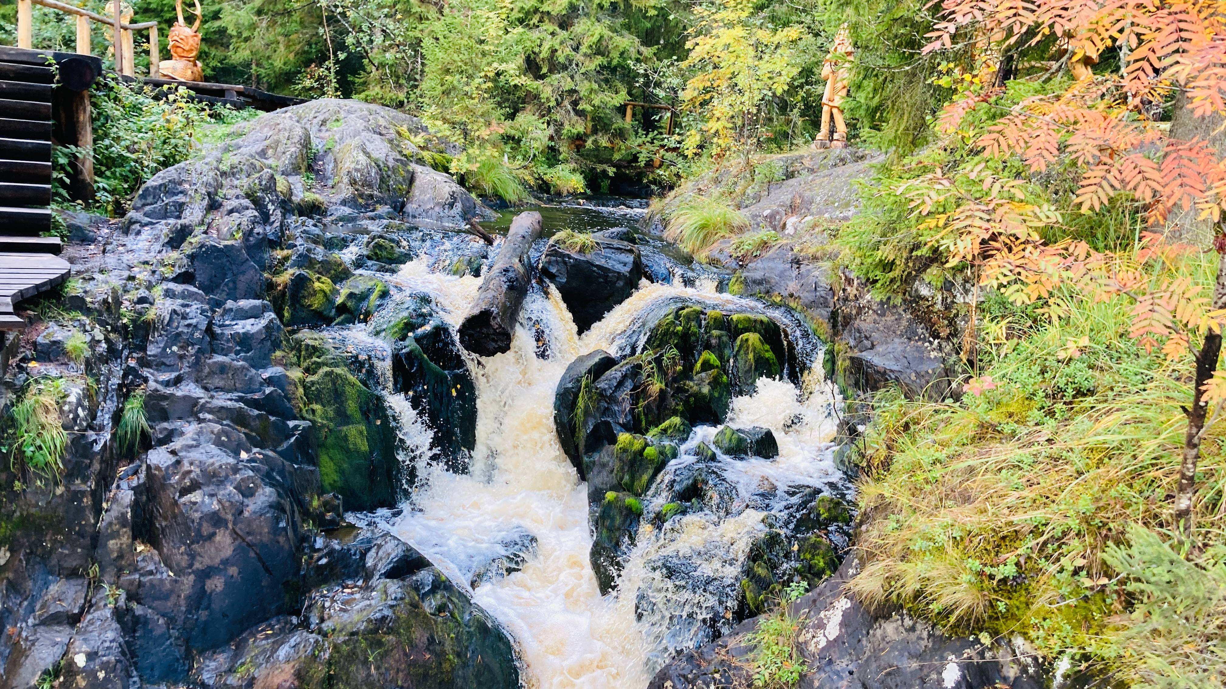 16.09.2022- Водопад Юканкоски (Белые мосты)
