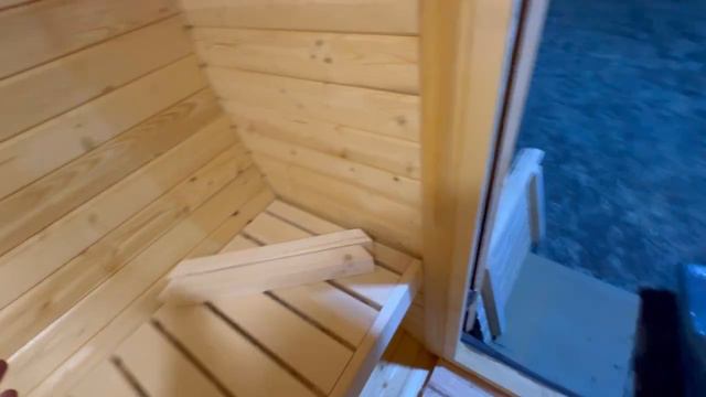 Бочка 6 метров топка вынесена на улицу с торца