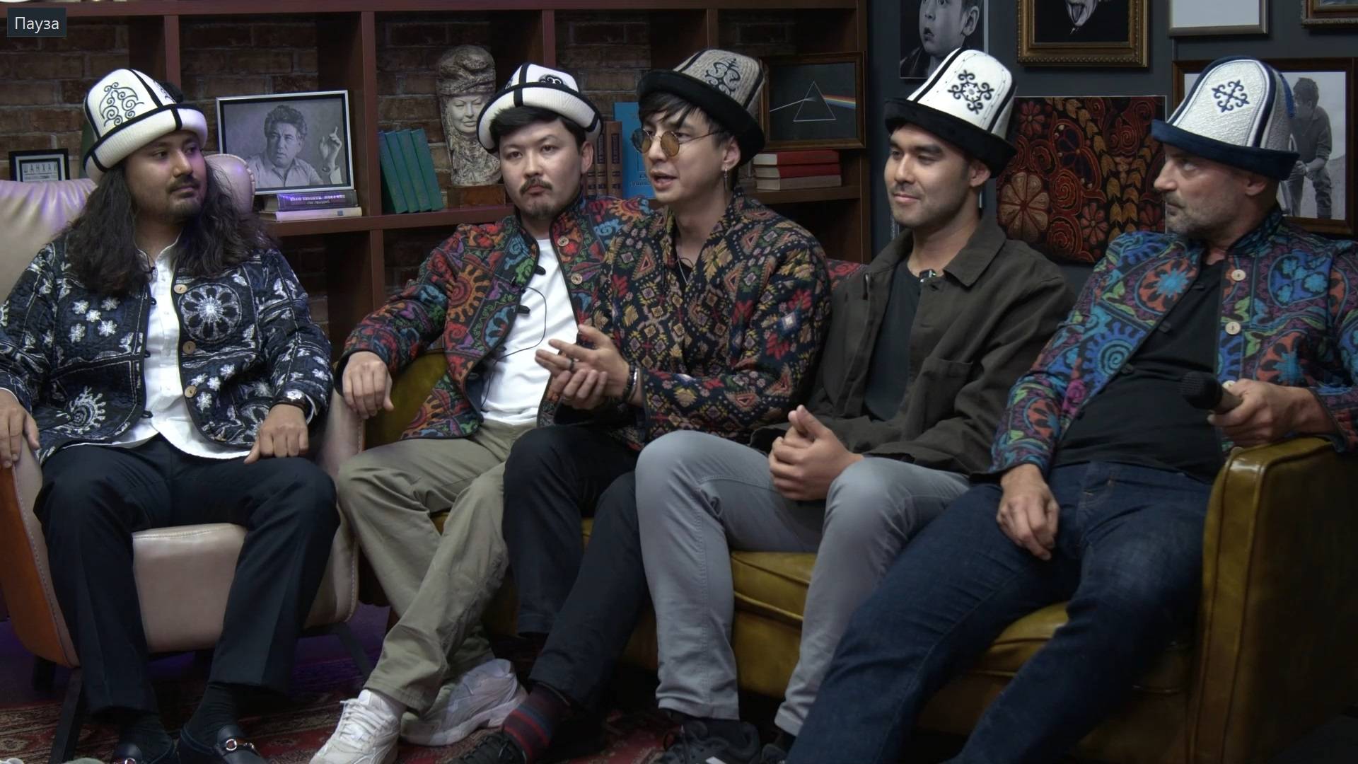 The Rolls Band "битлы" из Бишкека в Ливерпуле на Beatleweek поют песни Битлз на их Родине