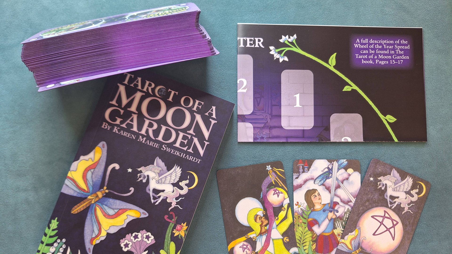 Карты Таро. Распаковка и обзор карт Таро с ритуалами "Таро лунного сада" перевыпуск 2023👍