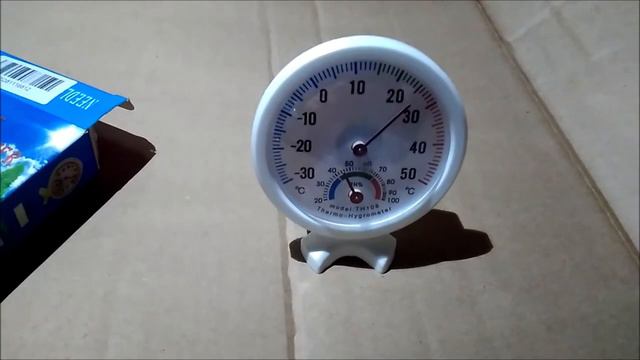 Как определить влажность в комнате ГИГРОМЕТР  ТЕРМОМЕТР