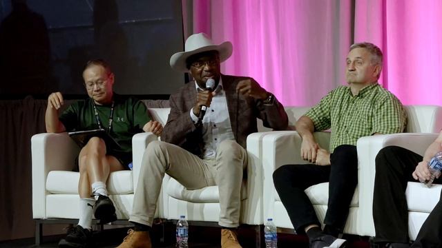 ISO C++ Standards Committee Panel Discussion 2024 - Hosted by Herb Sutter - CppCon 2024