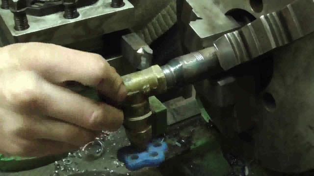 Уменьшение диаметра трубы в токарном станке