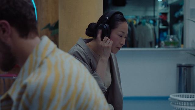 MOMENTUM 4 Wireless _ Sennheiser