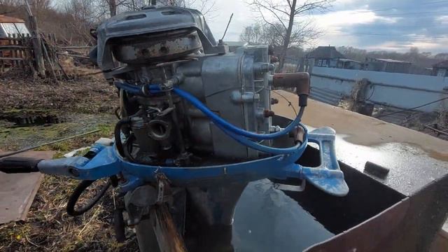 Лодочный мотор Вихрь-25! Первый запуск за 2 года. Мотор троит