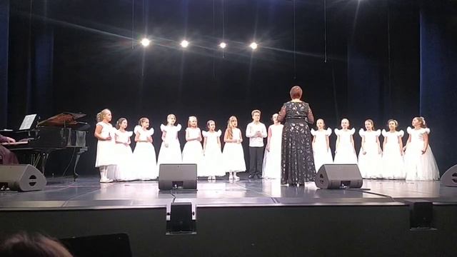 Младший хор "Скворушки"