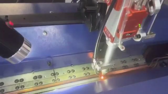 Установка для сварки продольных швов