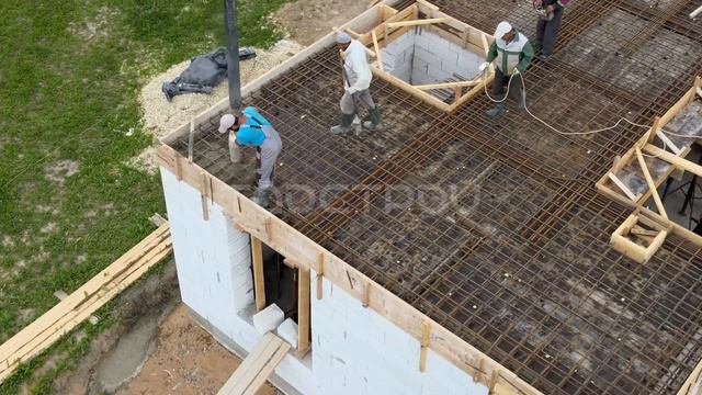 Проект Долина Уюта | №3 | заливка монолитной плиты перекрытия второго этажа