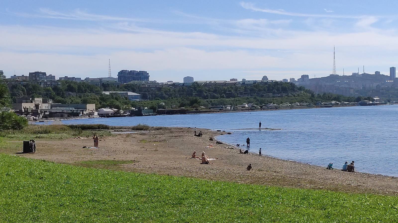 Музыканты, пляж , море на Второй речке. Владивосток