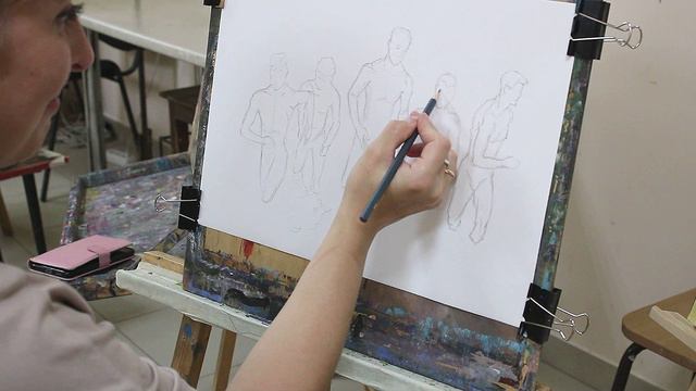 #SHORTS: БЕГУЩИЕ | Форма тела | ЧЕТКАЯ обрисовка КОНТУРА рисунка | Почти БЕЗ СЛОВ