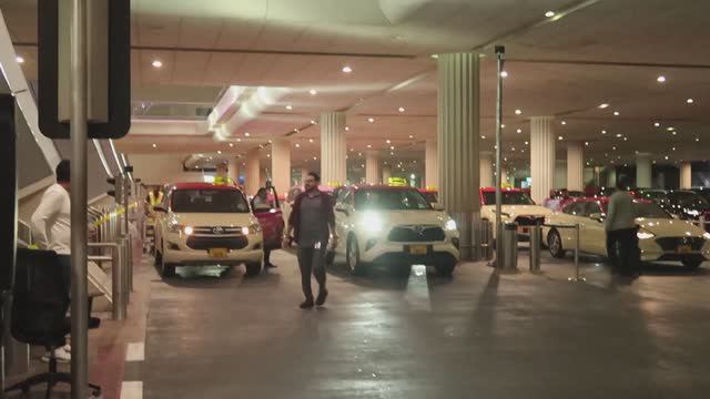 Дубай. Как пройти к метро и такси в аэропорту DXB (3 терминал)