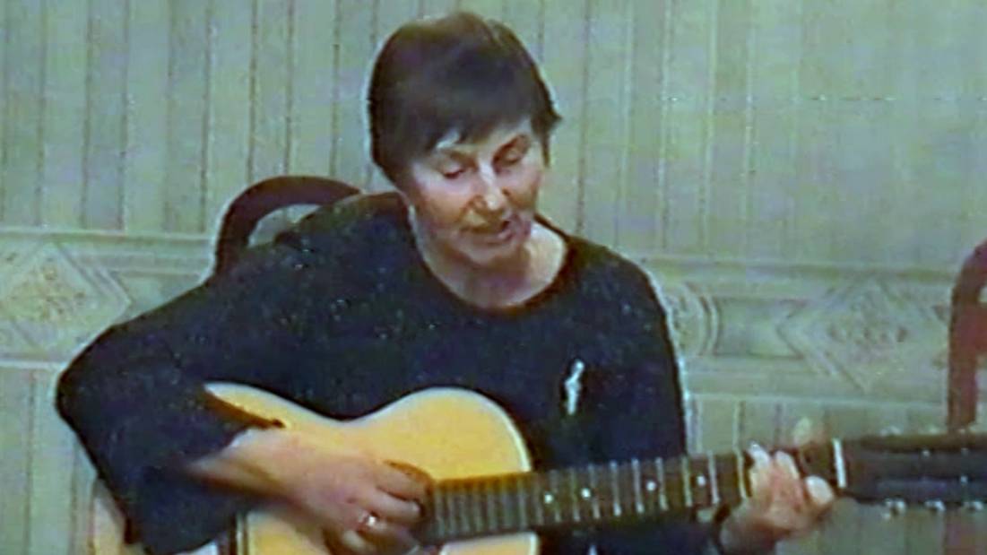 "Ты, только ты" (запись 2003 г). Слова А. Томчина, музыка В. Журба. Поёт Вера Журба.