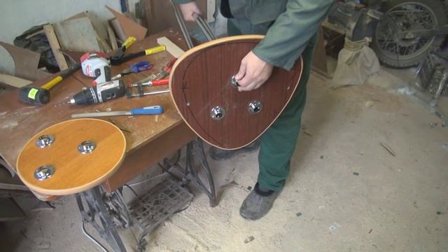 Как закрепить трубы к основанию подставки для цветов