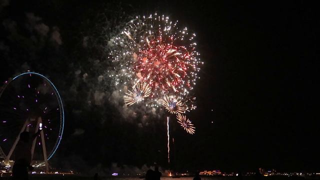 Дубай. Салют на JBR 2024 в Shopping festival