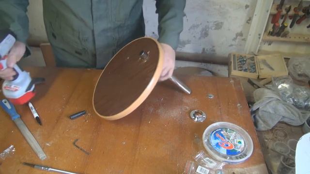 Как прикрутить флянцы. Самодельная подставка для цветов