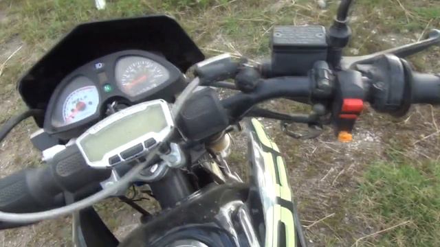 Сколько ест бензина китайский мотоцикл на 100 км?