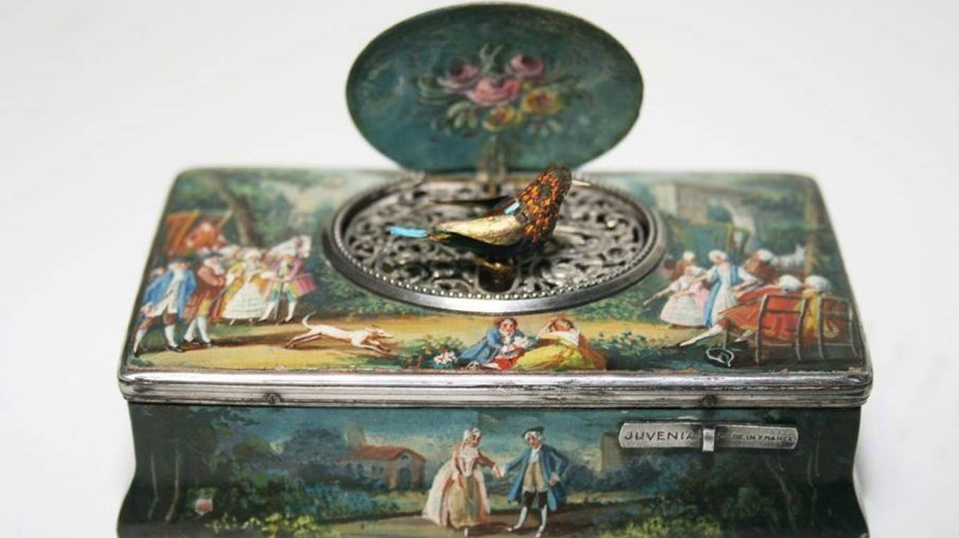 Анна Ахматова: "СМЯТЕНИЕ". Читает — Елена Артёменко. Проект: "МОСТ: ...".  Запись: 1997 и 2018 годы.