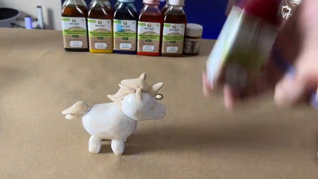 Как расписать резные работы цветным маслом для дерева?