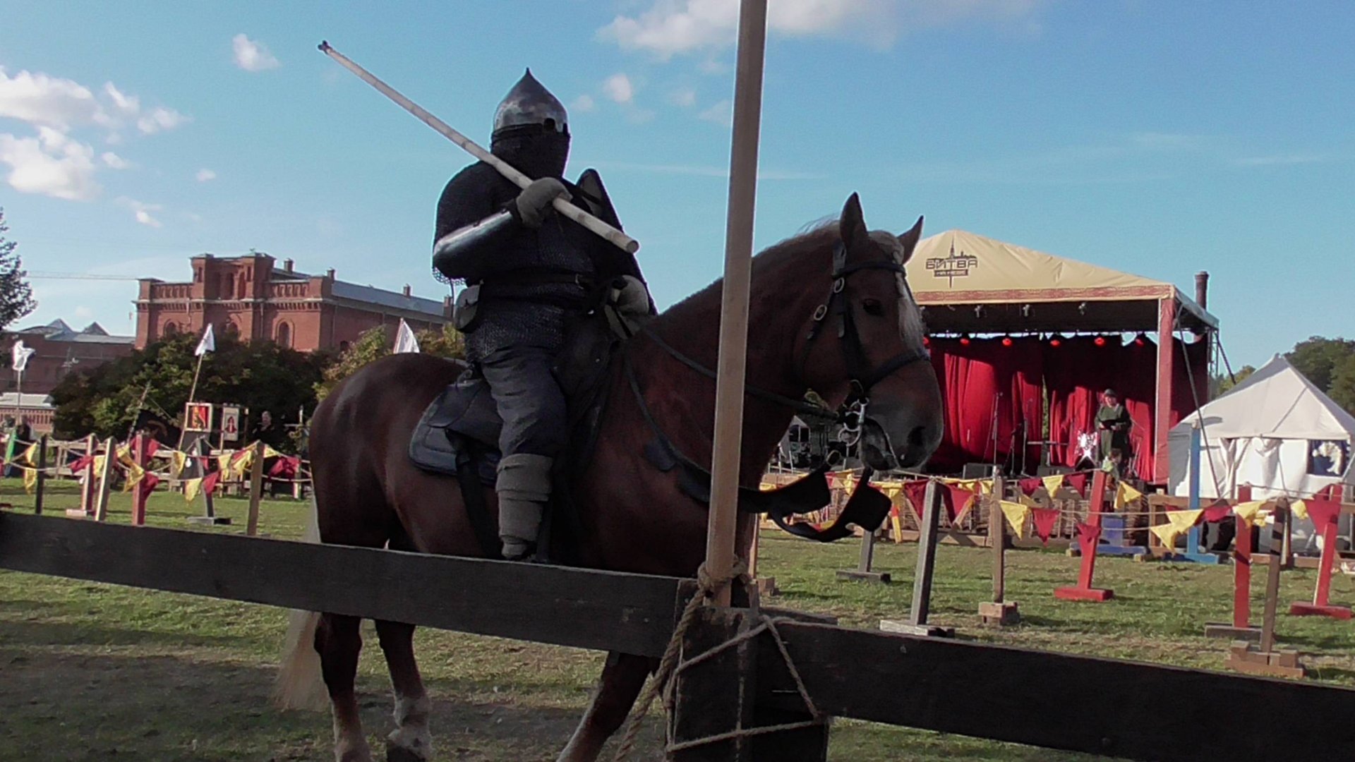 Участники. Конный турнир всадников XIII века. Битва на Неве.