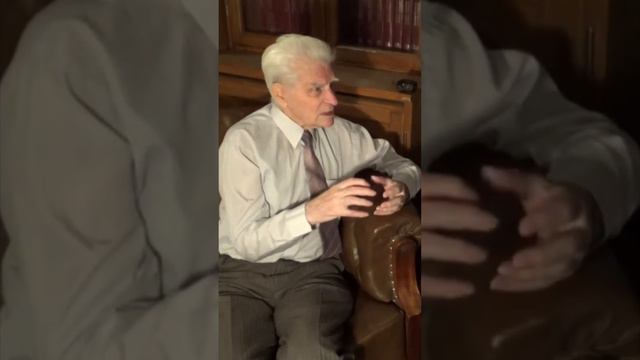 Взаимодействие протона и нейтрона.