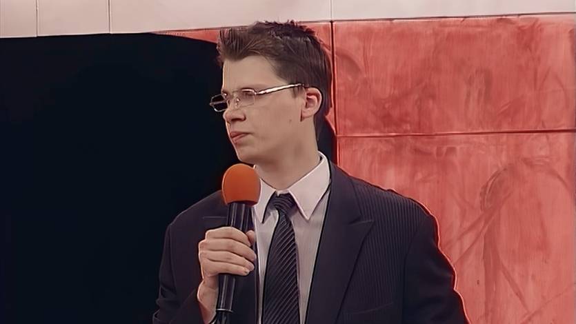 КВН 2001 Высшая лига Сб.МАМИ первая 1/4 Приветствие*