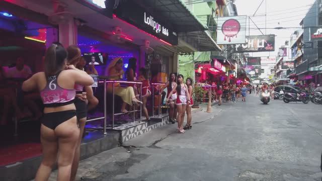 НОЧНЫЕ ПРОГУЛКИ ПО ПАТТАЙЕ (№22) Pattaya Soi 6, Beach Road Daytime Walk