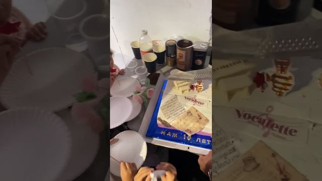 Vocalette нам 10 лет! #школамузыки #студиявокала #вокальнаястудия #торт #юбилей