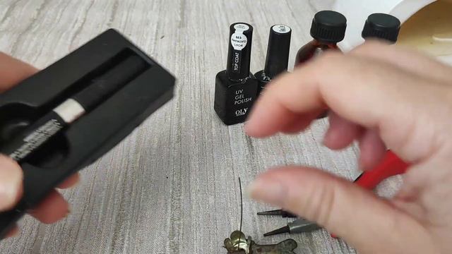 Ремонт прищепки для ёлочной игрушки.Часть 1