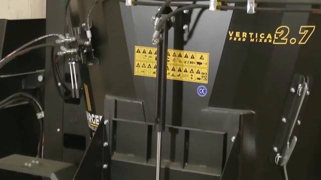 Обзор кормораздатчика Celikel Charger 2 TEBH