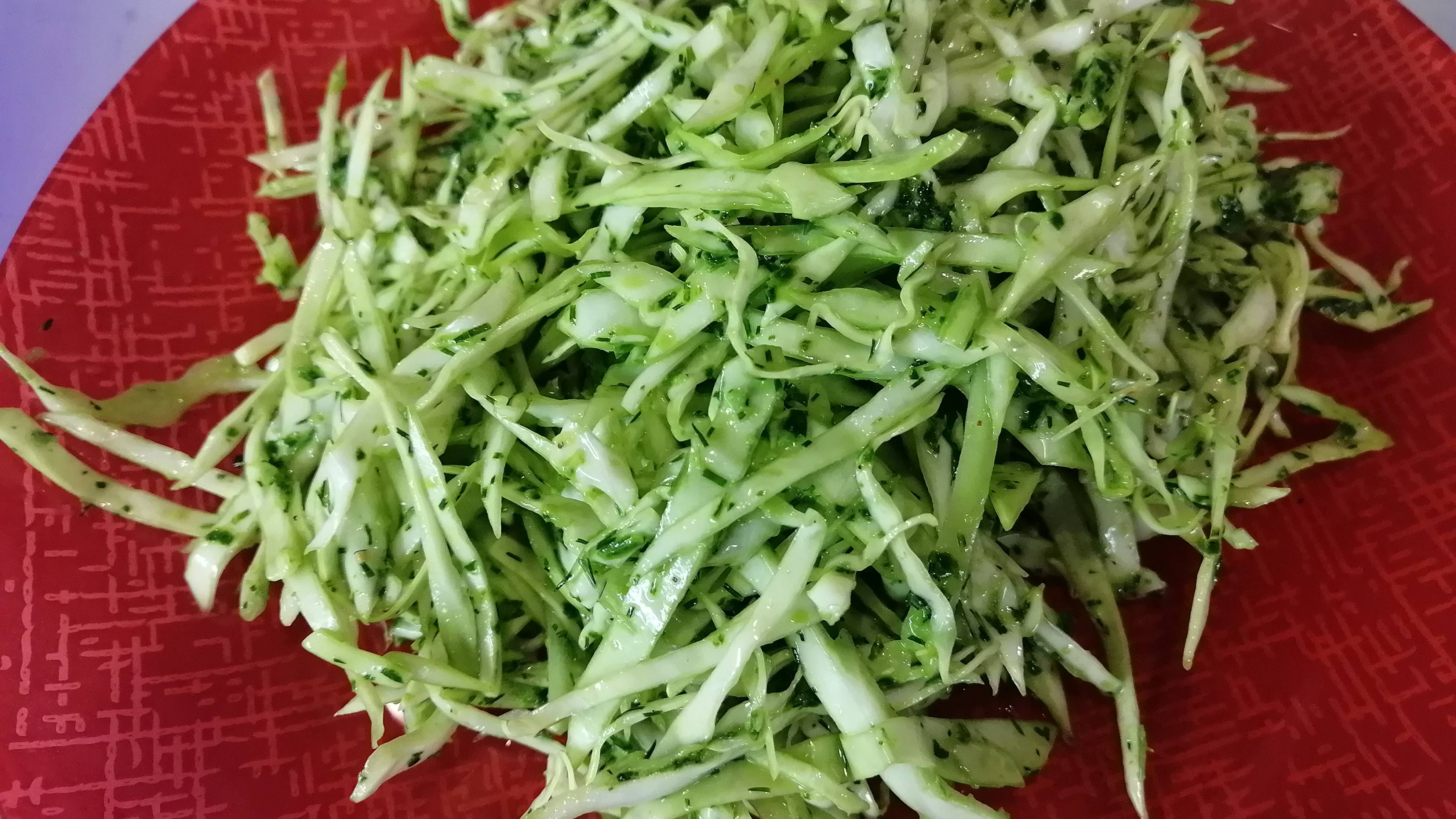 Оригинальный салат из капусты