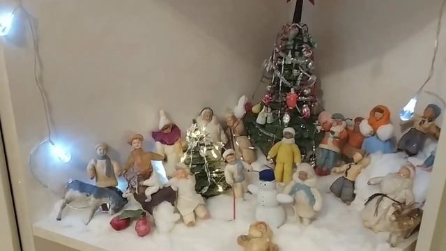 Новогоднее поздравление! Ёлка и Деды Морозы, Снегурочки и зайцы