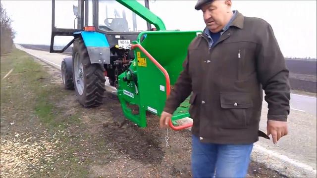 Измельчитель древесины Green Mech на тракторе