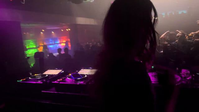 Daria Kolosova closing Barraca Valencia