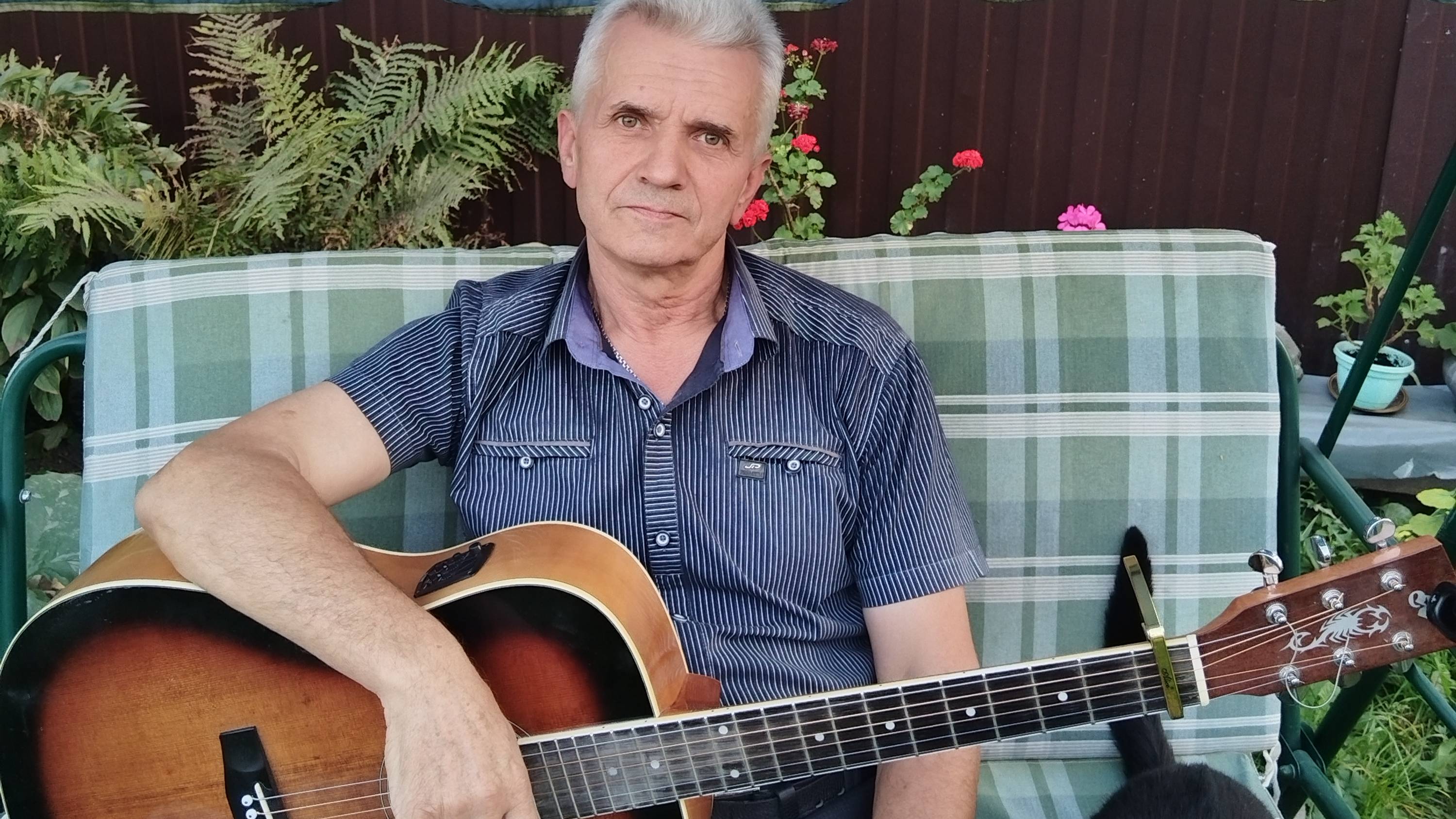 Я не хочу уходить.