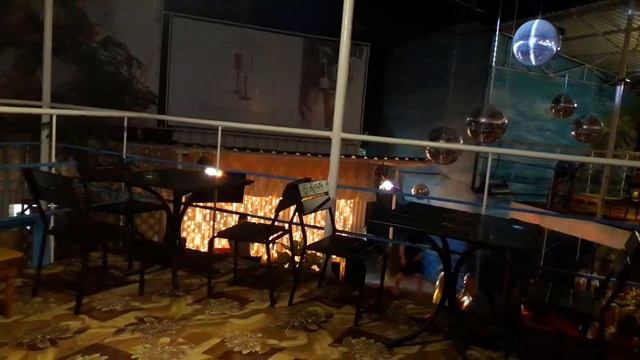 КРЫМ. ОРДЖОНИКИДЗЕ. ПЕСНЯ АДРИАНО ЧЕЛЕНТАНО. КАФЕ ОАЗИС.