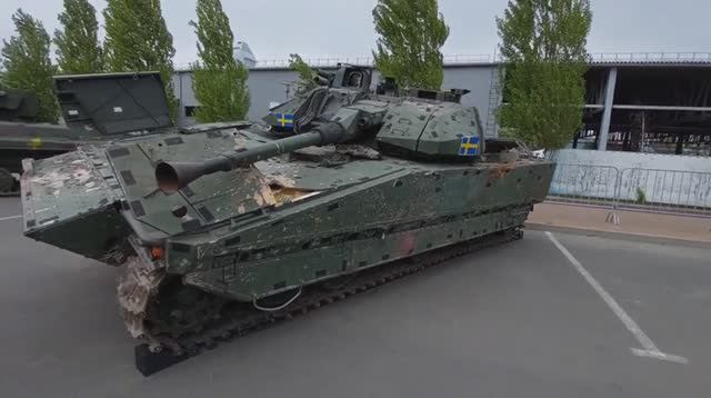 🔥#2. Выставка трофейной военной техники в парке  Левобережный.🔥