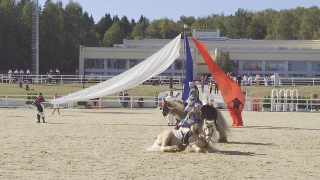 Эквирос конный театр Ларисы Луста