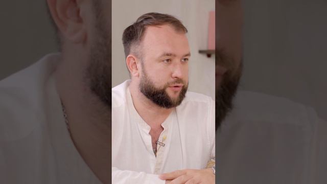 Надо ли брать в роддом смесь для кормления ребенка? #роды #новорожденный #детскаясмесь