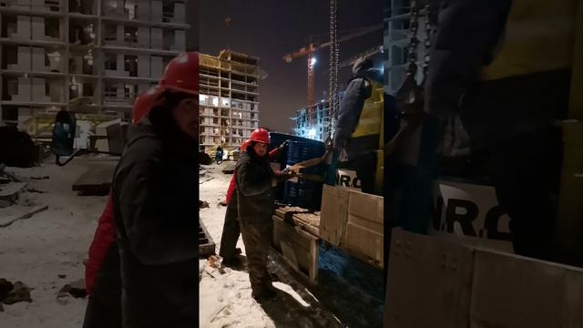 Разгрузка тяжелого груза компанией «Энки»