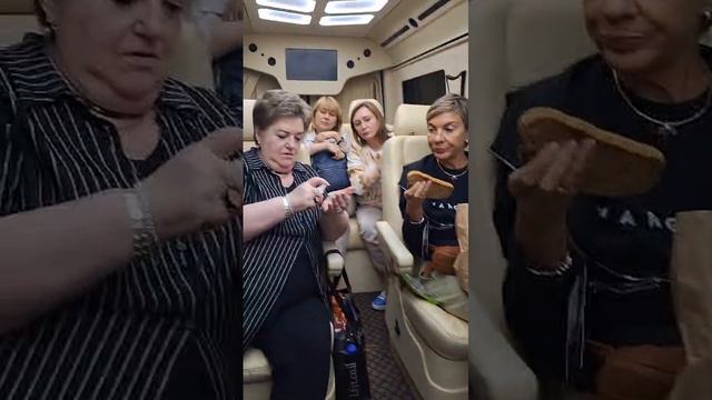 Кападокия. девочки в Мерседесе 2