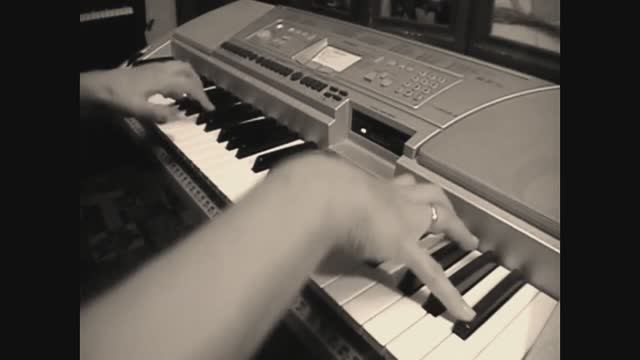 Amelie OST _ Yann Tiersen - L'Autre Valse D'Amelie