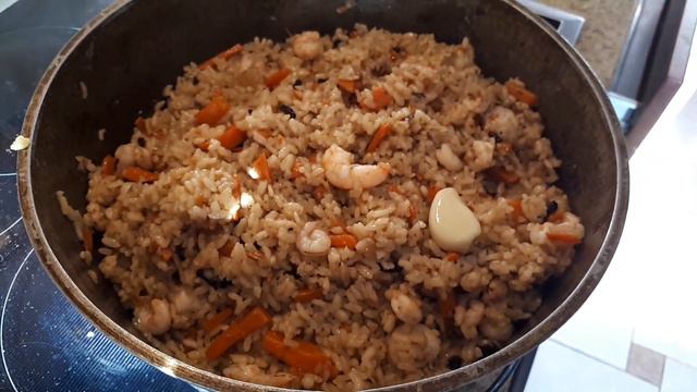 Плов с креветками