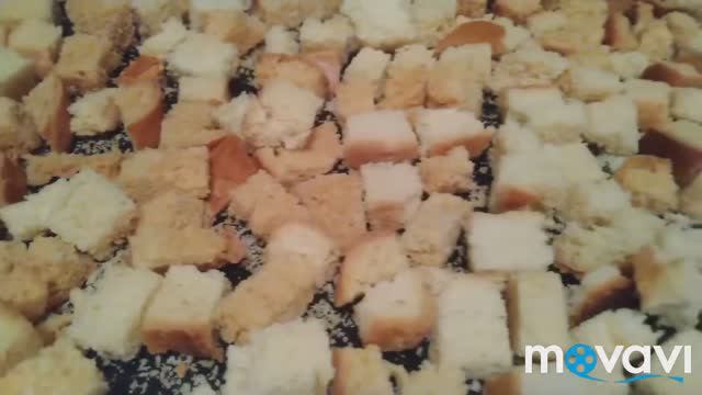 АРХИВ / УЧИМСЯ ГОТОВИТЬ:  Как кот Тимофей готовил гренки)))