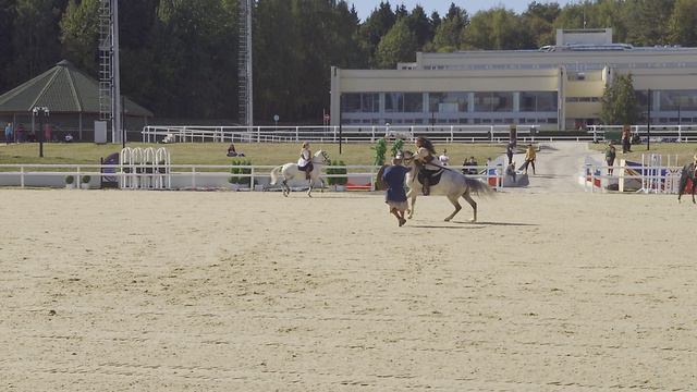 Эквирос Hidalgo show team
